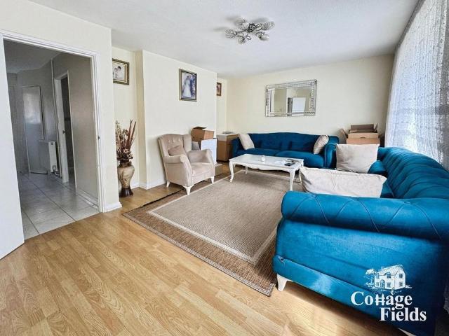 3 bedroom maisonette to rent