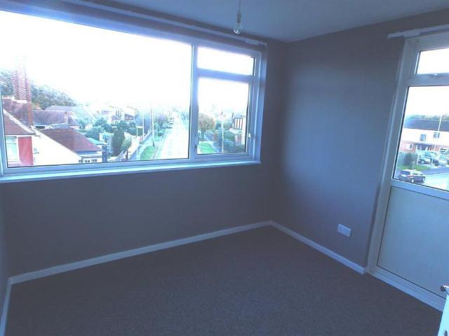 3 bedroom maisonette to rent