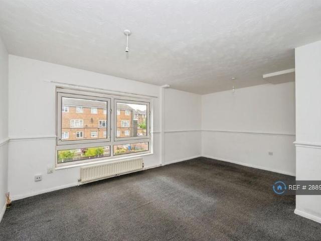 3 bedroom maisonette to rent