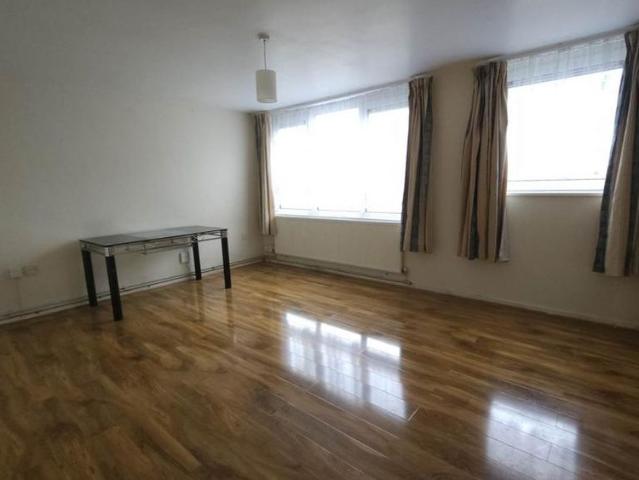 3 bedroom maisonette to rent