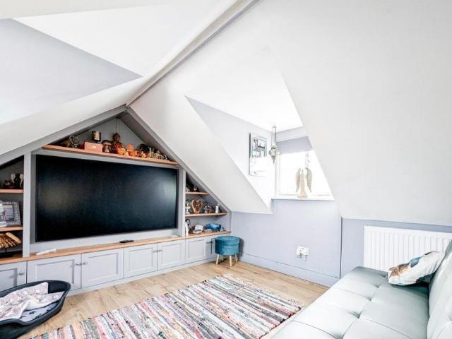 3 bedroom maisonette to rent