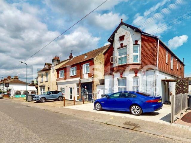 3 bedroom maisonette to rent