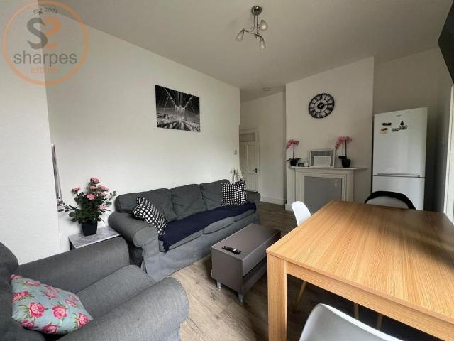 3 bedroom maisonette to rent