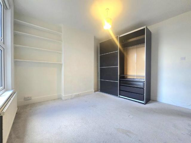 3 bedroom maisonette to rent