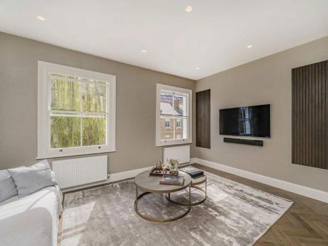 3 bedroom maisonette to rent