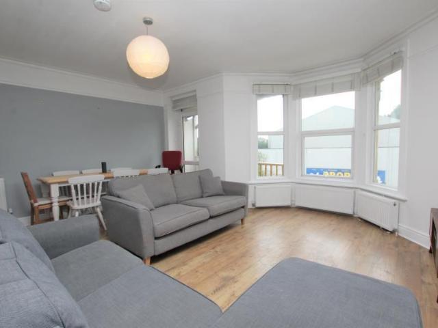 3 bedroom maisonette to rent