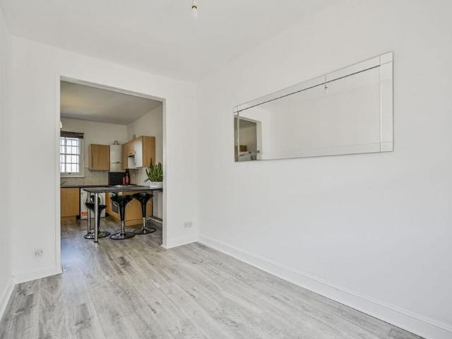 3 bedroom maisonette to rent