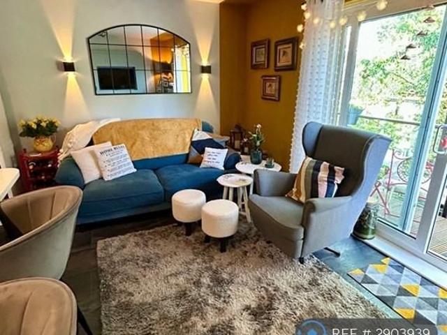 3 bedroom maisonette to rent