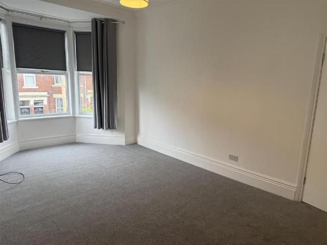 3 bedroom maisonette to rent