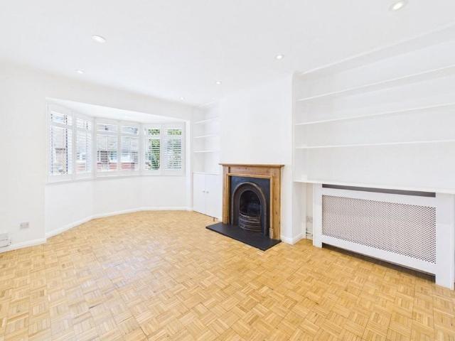 3 bedroom maisonette to rent