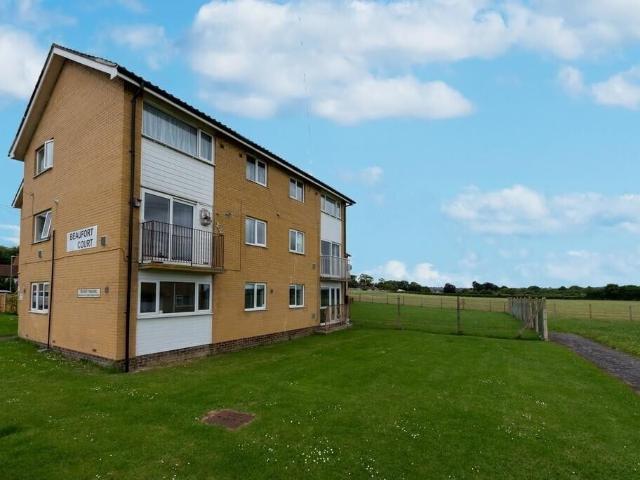 3 bedroom maisonette to rent