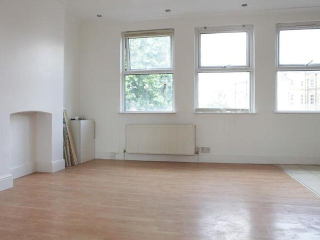 3 bedroom maisonette to rent