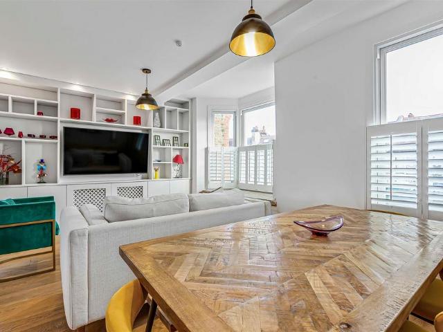 3 bedroom maisonette to rent