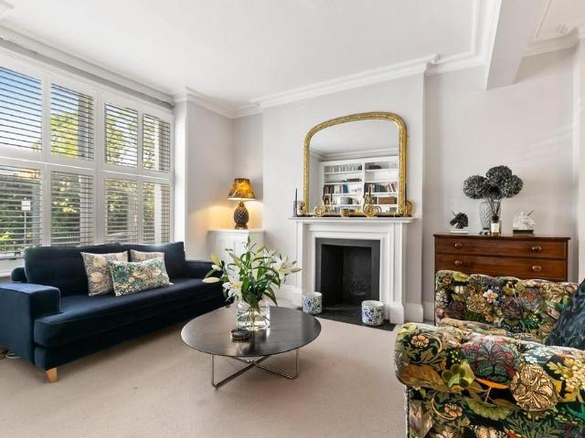 3 bedroom maisonette to rent
