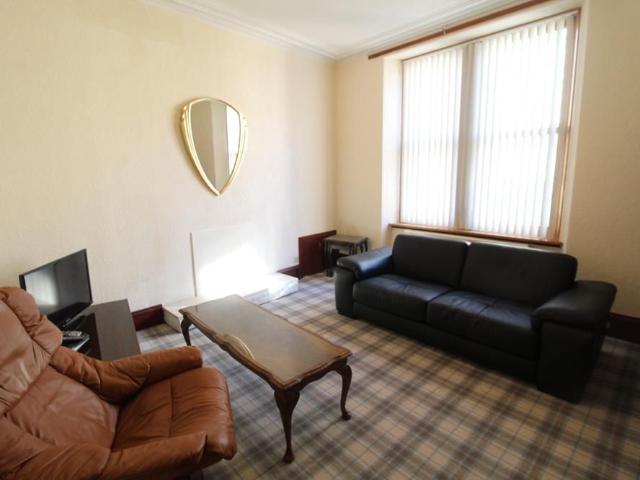 3 bedroom maisonette to rent