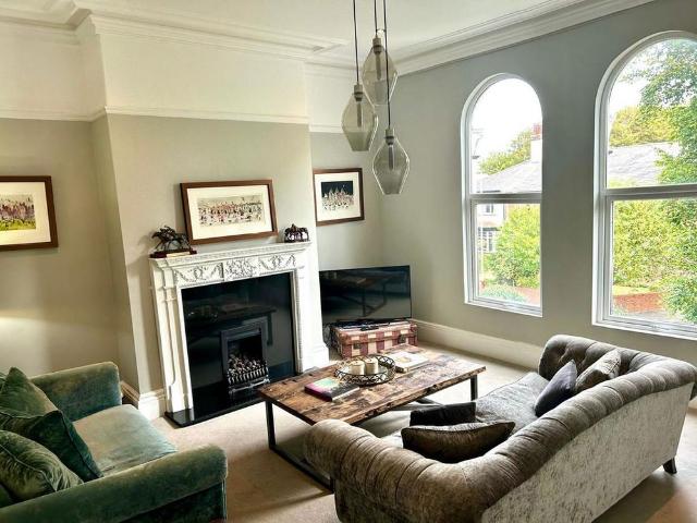 3 bedroom maisonette to rent