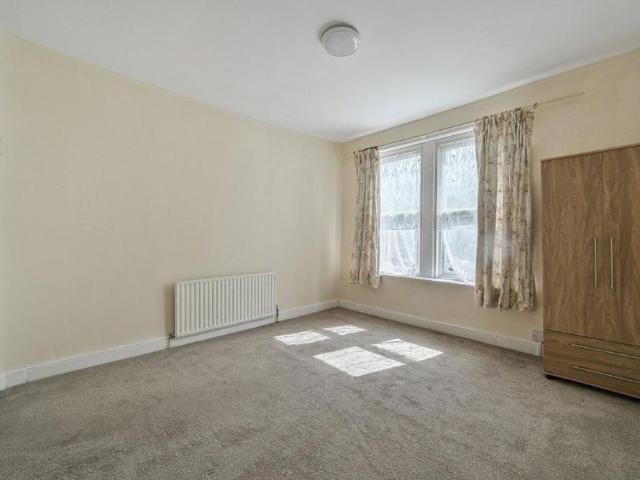 3 bedroom maisonette to rent