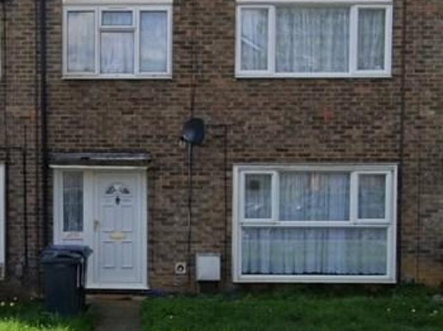 3 bedroom maisonette to rent