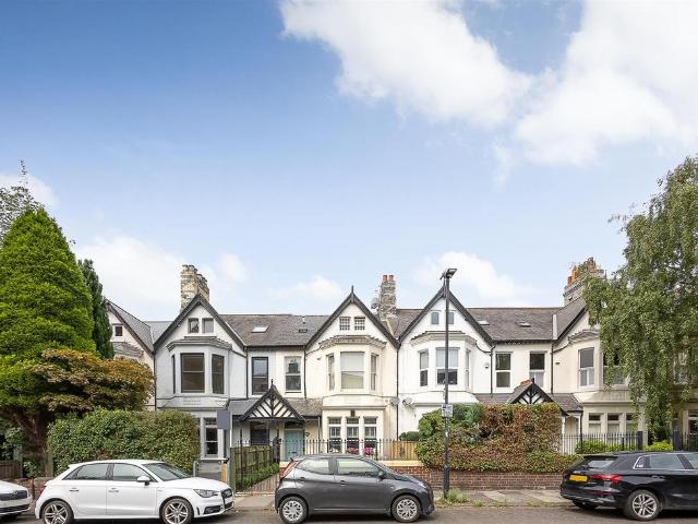 3 bedroom maisonette to rent