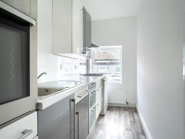 3 bedroom maisonette to rent