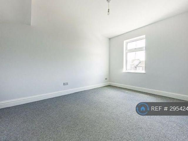 3 bedroom maisonette to rent