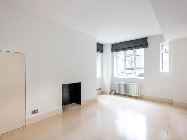 3 bedroom maisonette to rent