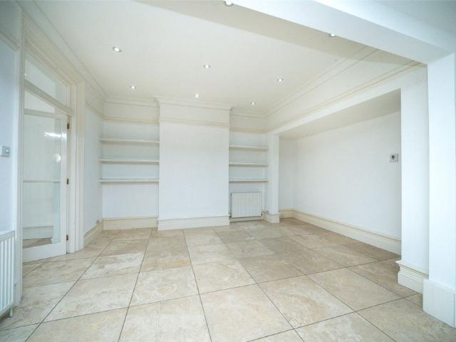 3 bedroom maisonette to rent