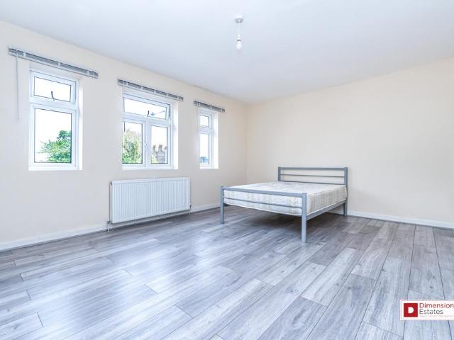 3 bedroom maisonette to rent