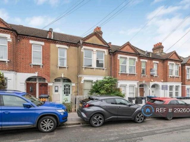 3 bedroom maisonette to rent