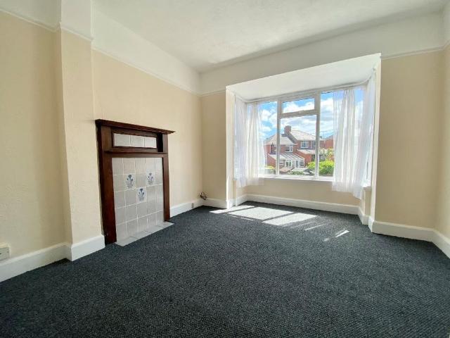 3 bedroom maisonette to rent