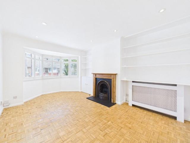 3 bedroom maisonette to rent