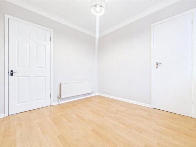 3 bedroom maisonette to rent