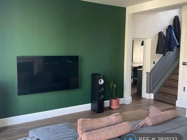 3 bedroom maisonette to rent