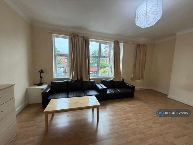 3 bedroom maisonette to rent