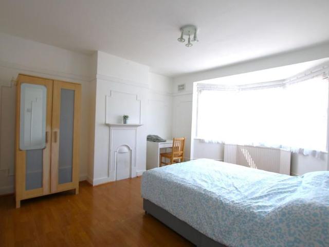 3 bedroom maisonette to rent