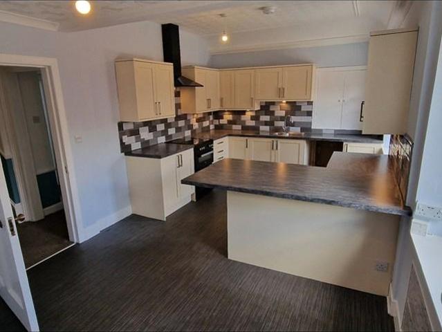 3 bedroom maisonette to rent
