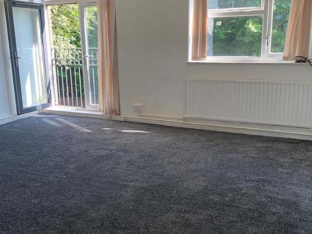 3 bedroom maisonette to rent
