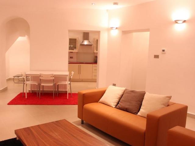 3 bedroom maisonette to rent