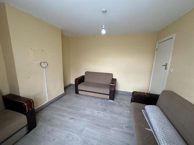 3 bedroom maisonette to rent