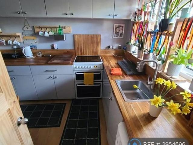3 bedroom maisonette to rent