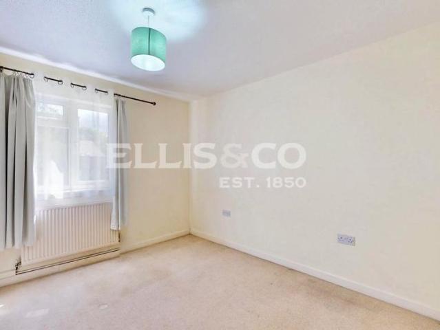 3 bedroom maisonette to rent