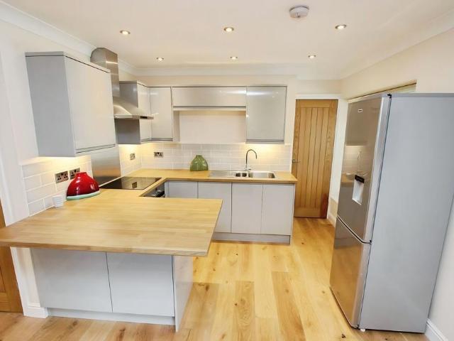 3 bedroom maisonette to rent