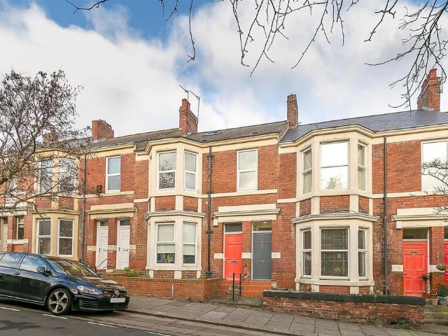 3 bedroom maisonette to rent