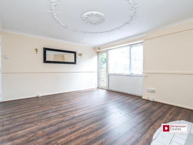 3 bedroom maisonette to rent