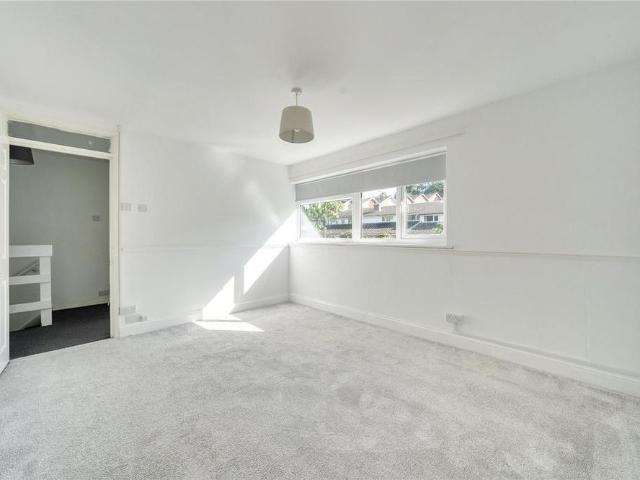 3 bedroom maisonette to rent