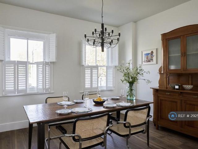 3 bedroom maisonette to rent