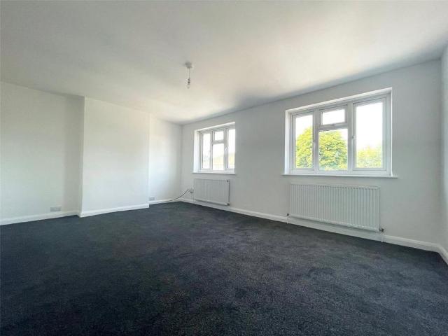 3 bedroom maisonette to rent