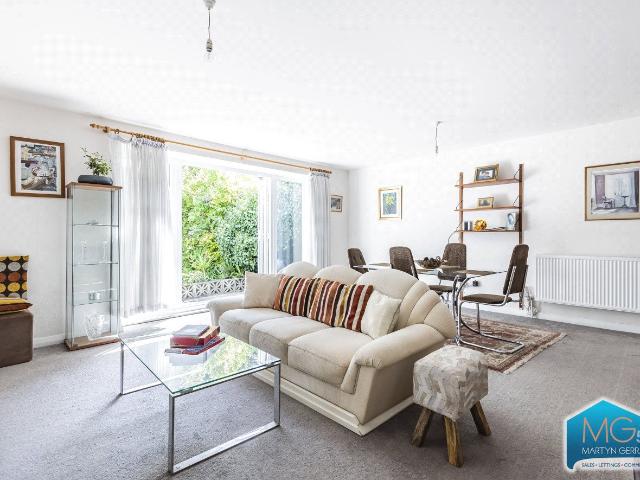 3 bedroom maisonette to rent
