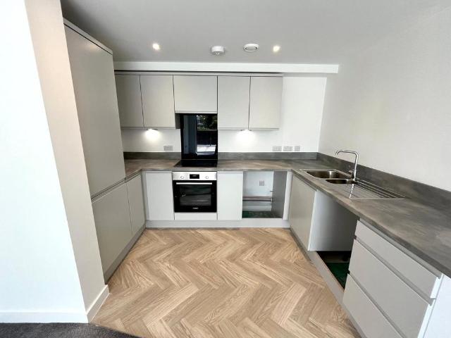 3 bedroom maisonette to rent