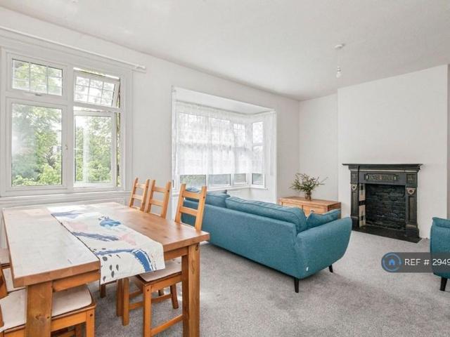 3 bedroom maisonette to rent